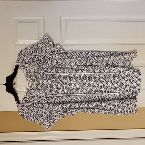 Max Studio | Tops | Max Studio Top | Poshmark